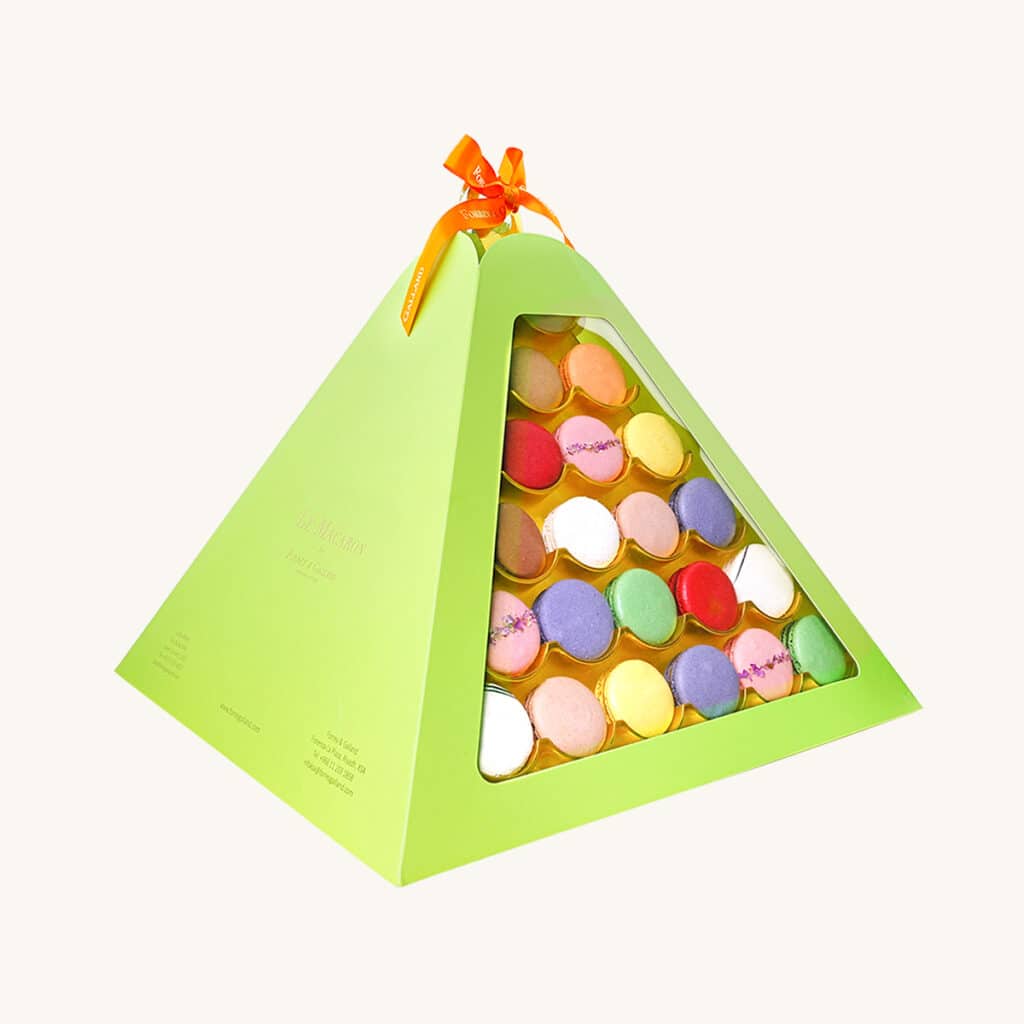 Macaron Display - 84 pcs